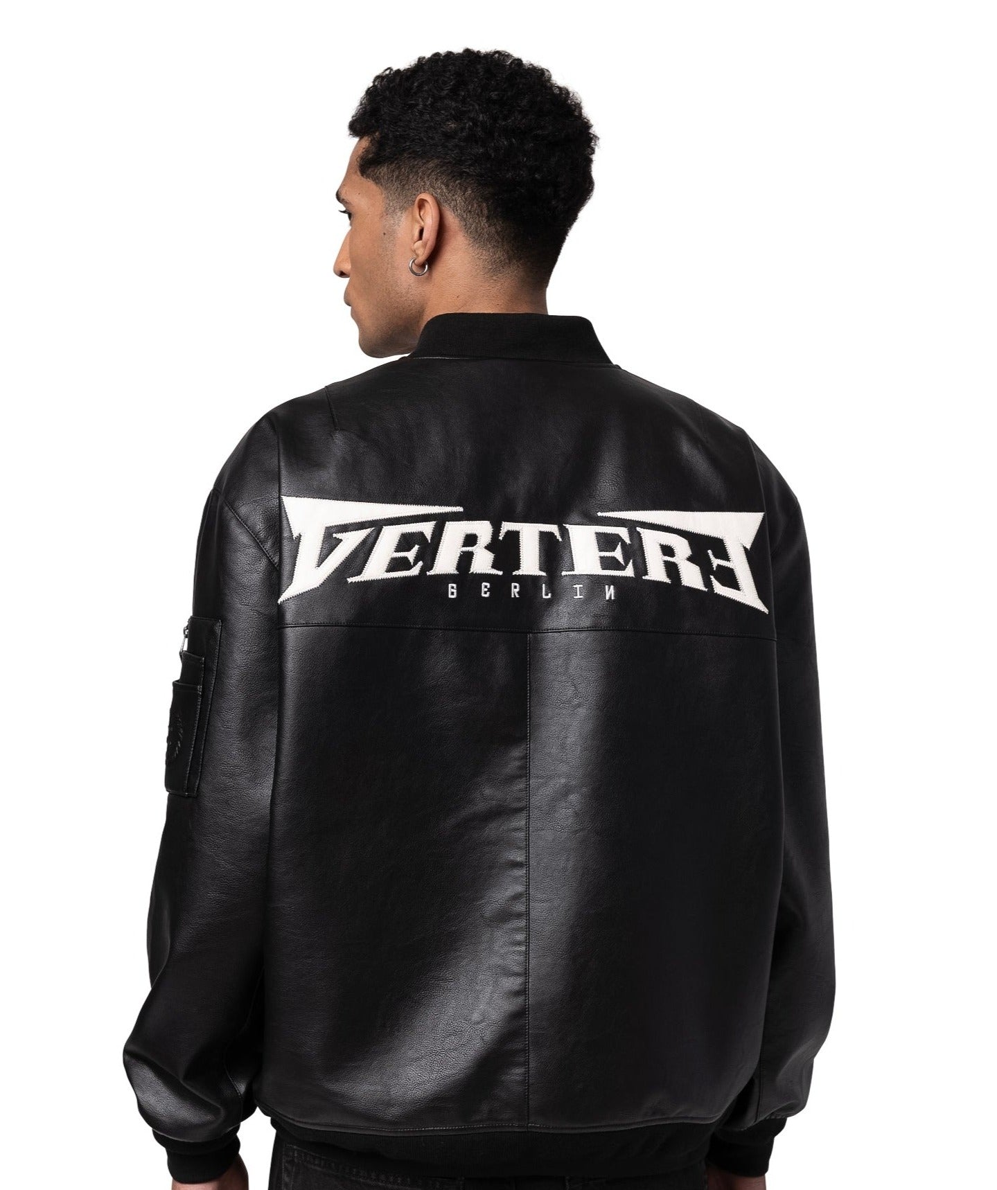 Vertere Berlin | Nightlife Inspired Fashion