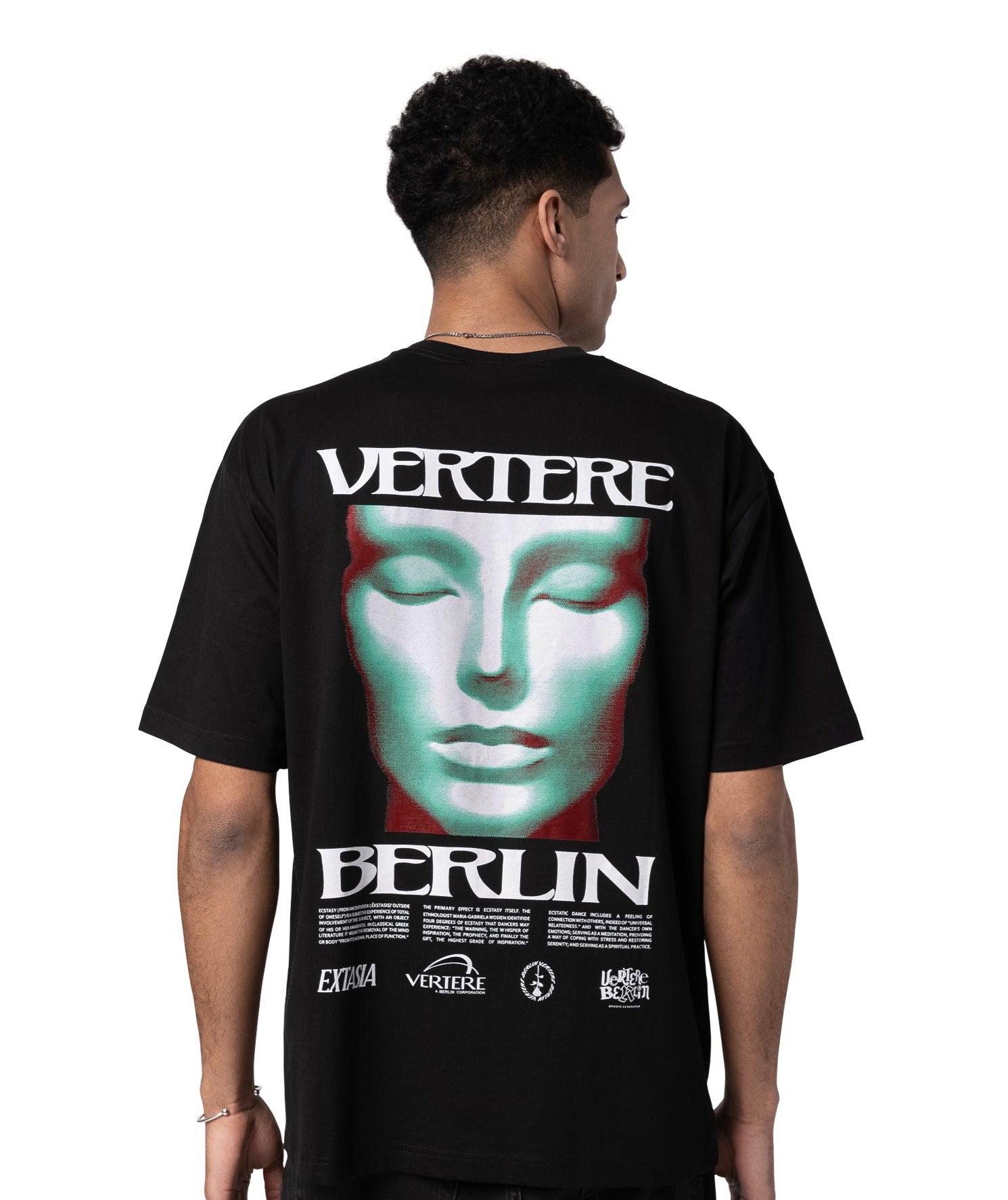Vertere Berlin | Nightlife Inspired Fashion